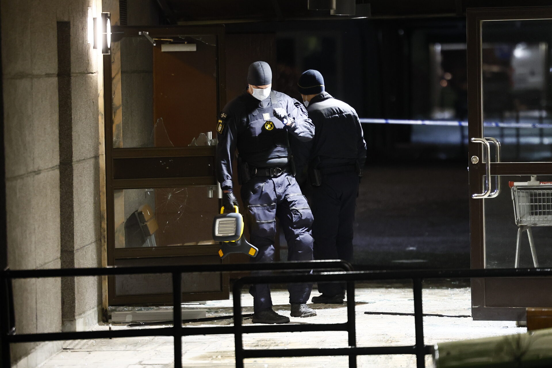 Minst två till sjukhus efter explosion i Stockholm – Document Sverige