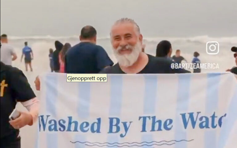 ”Största doptillfället i USA:s historia”: Mer än 26.000 döpta på ...