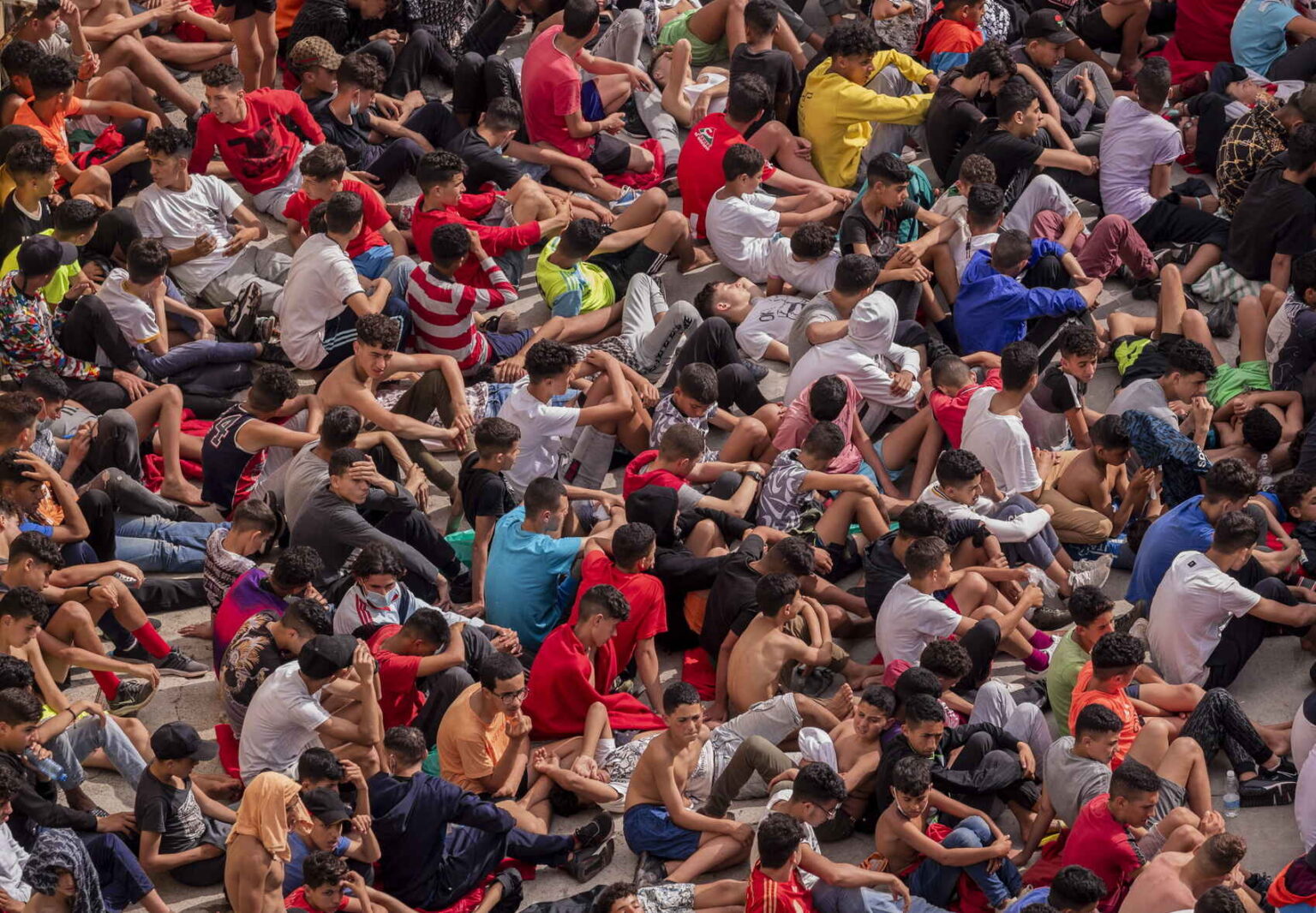 Varför tar vi emot minderåriga asylsökande? Låt barn vara barn ...