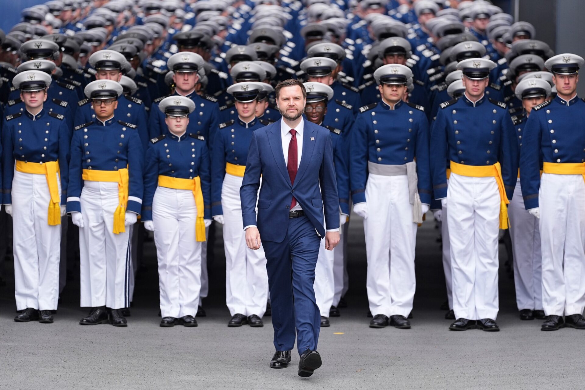JD Vance och Elon Musk kritiserar skarpt Starmers Storbritannien för ...